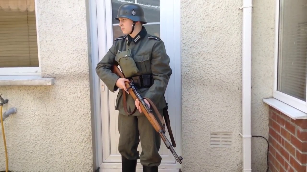 Uniformes alemão Qual é o melhor ? ? - YouTube