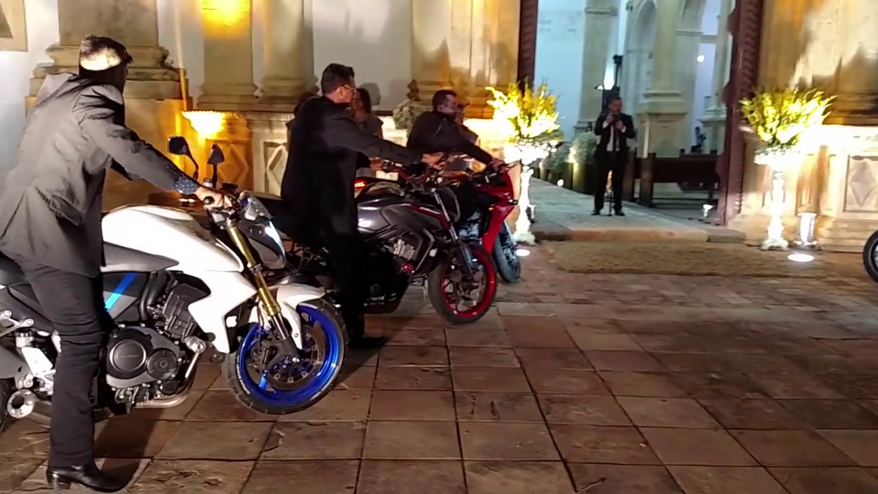 Boda en motos - YouTube