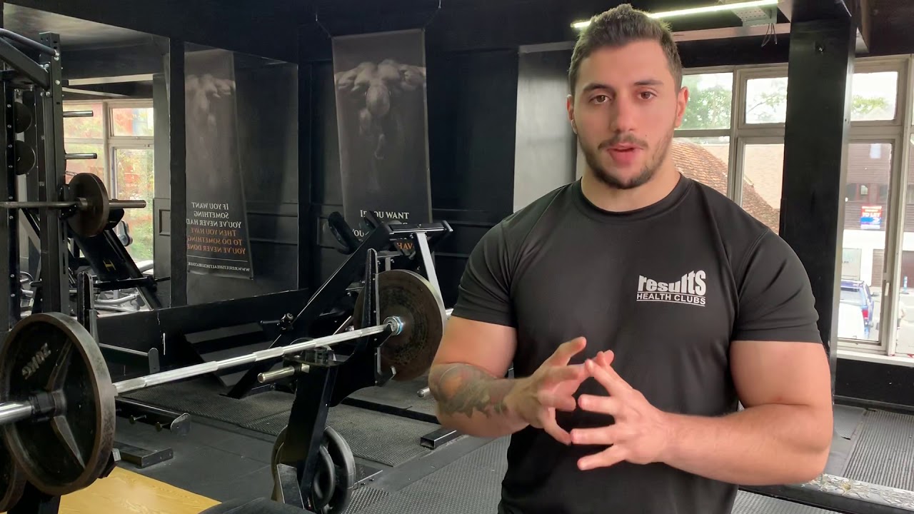 Denis (Abingdon) Bench Press Demonstration - YouTube