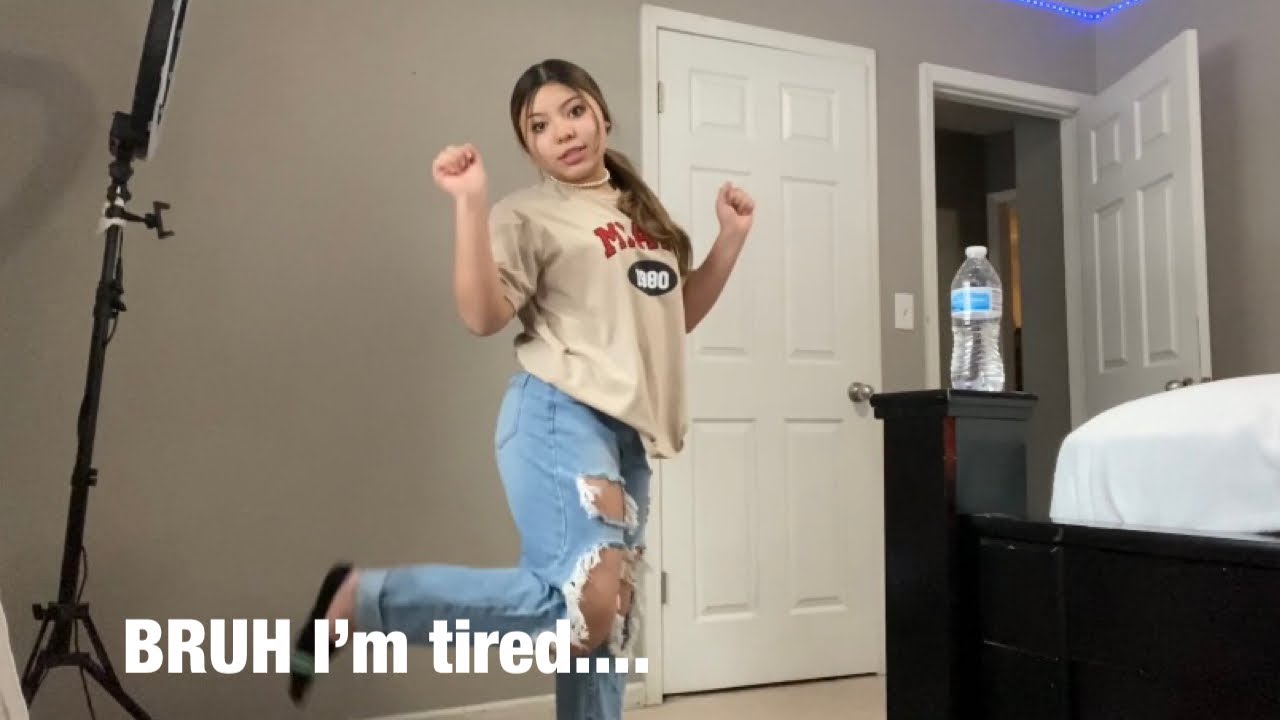 Lazy Day With Me | Analeigha Nguyen - YouTube