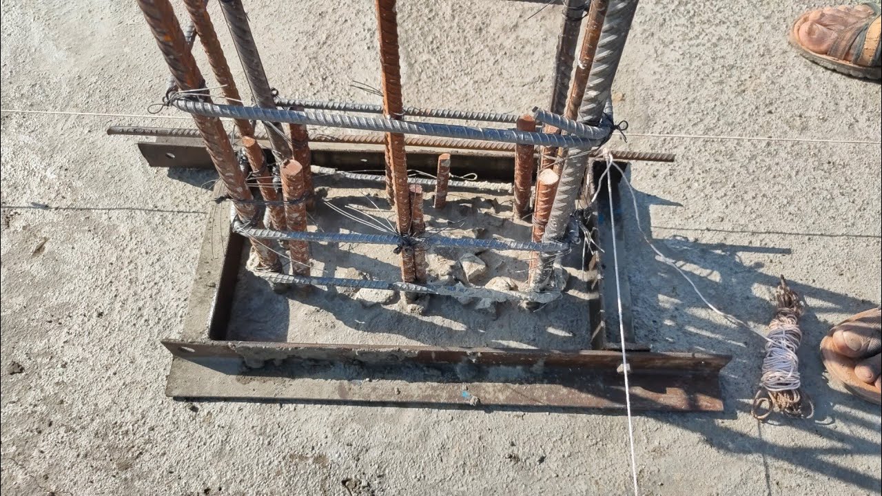 Placing of starter for column on slab स्टार्टर क्या है और कैसे डाले ...