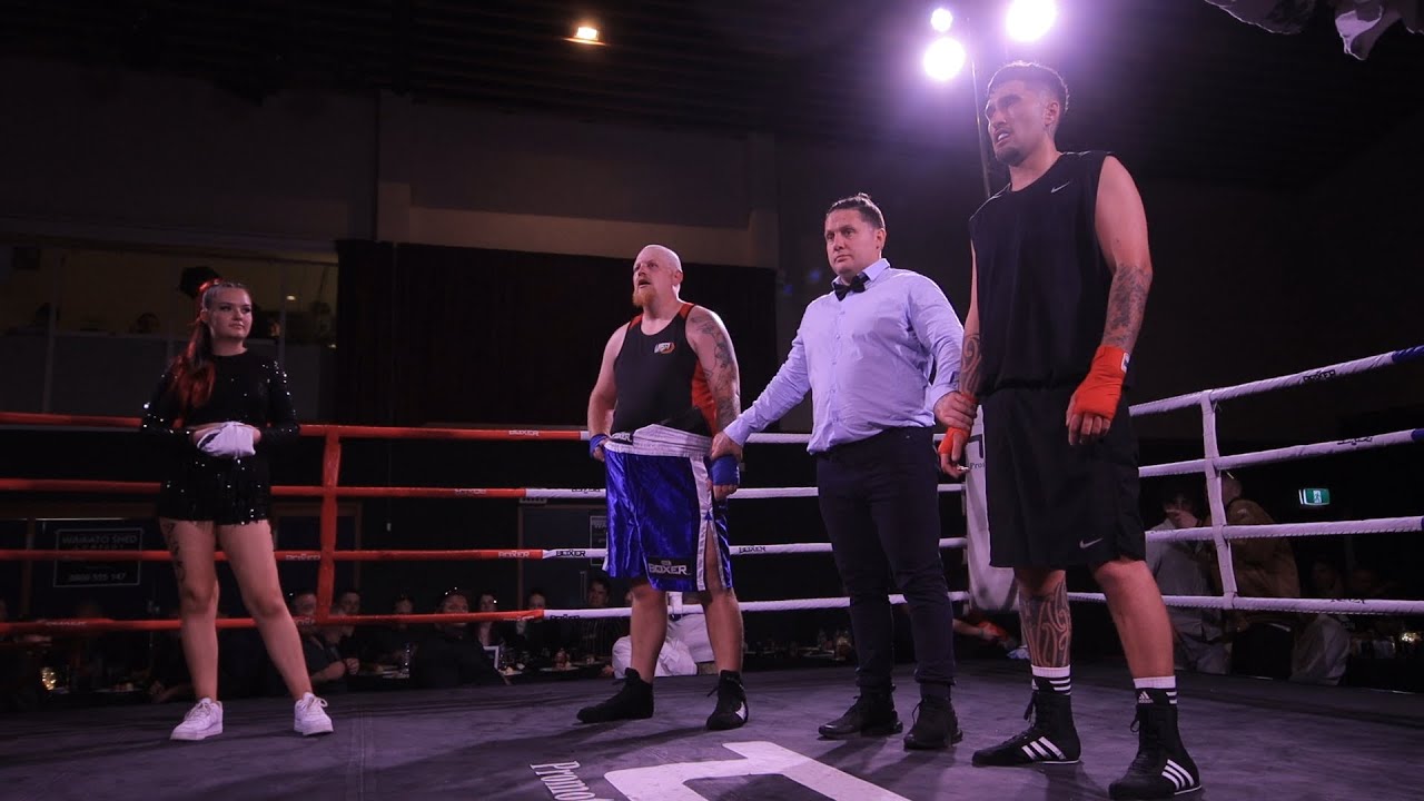 Big Boys Boxing with Jeremy from JDN Construction - YouTube