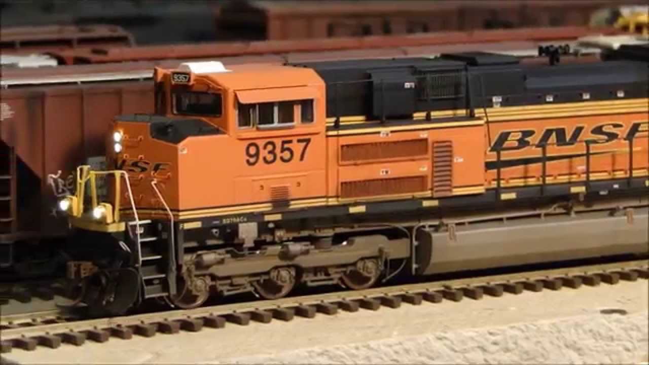 Custom Weathered Athearn Genesis BNSF SD70ACe #9357 Tsunami - YouTube