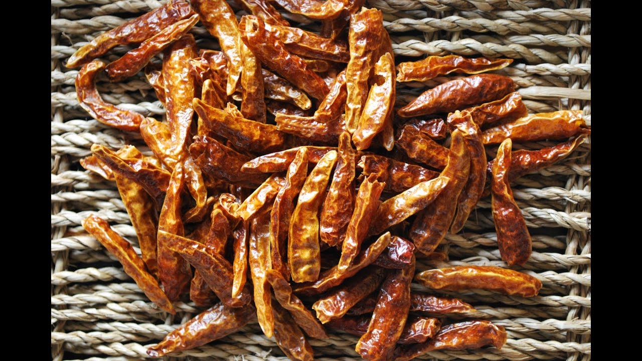 Canadian Prepper - SHTF: LONGEST Lasting Foods | Canadian Prepper - YouTube