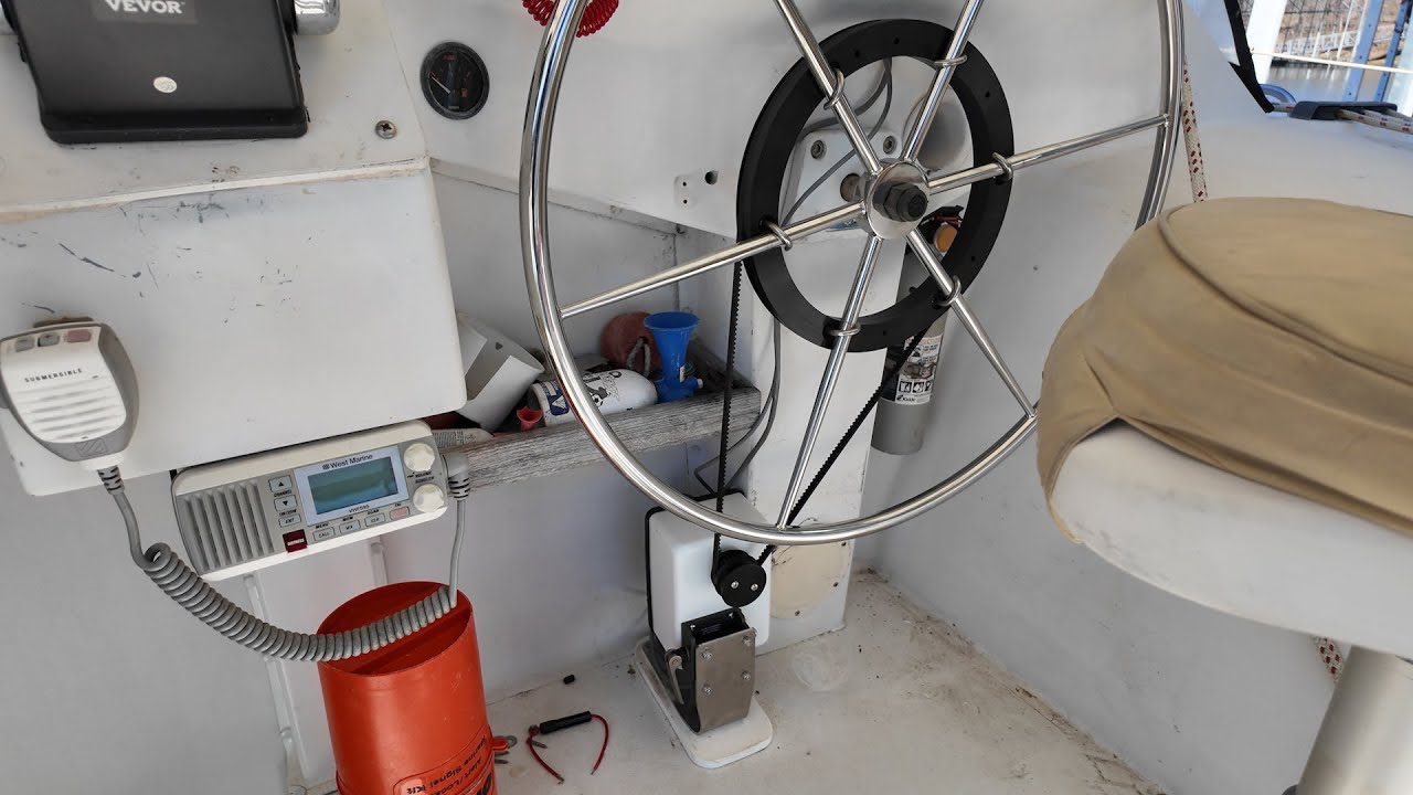 CPT Auto Pilot - wheel drive - on a PDQ 36' sailboat. Easy to install ...