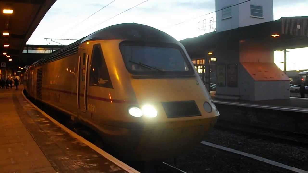 East Coast HST departs York - YouTube