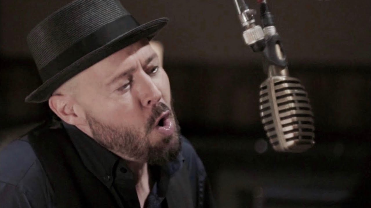 Gregory Darling- Send Me A Message- [Official Music Video] - YouTube