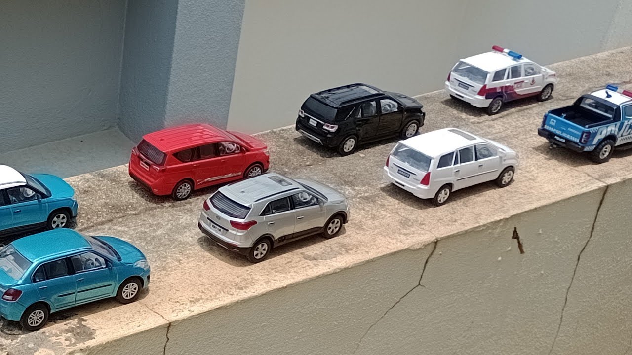 Driving Model Cars on a Wall - Innova - Fortuner - Creta - Brezza ...