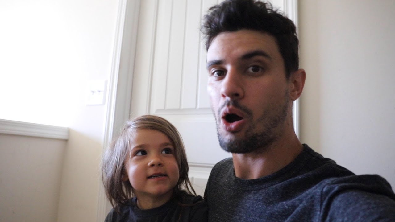 DAY IN THE LIFE OF A STAY AT HOME DAD WITH 6 KIDS 2019 - YouTube
