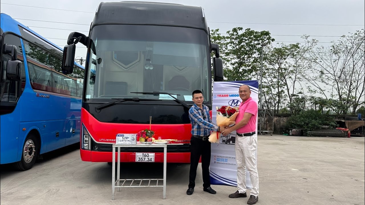 #Tracomeco 24 Phòng máy Hyundai H425 New 2024 . Các bác tham khảo xe Lh ...