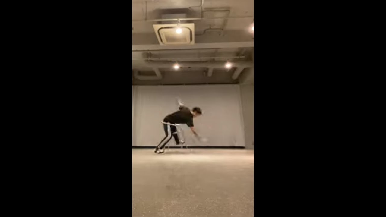 Guy Pulls a Breakdance Chair Air Flare Using an Actual Chair - YouTube