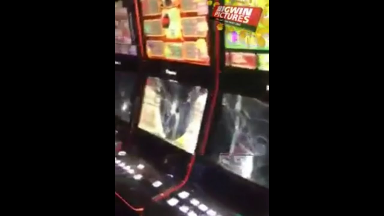 Angry Gambler Smashed Slot Machines With Crowbar! - YouTube