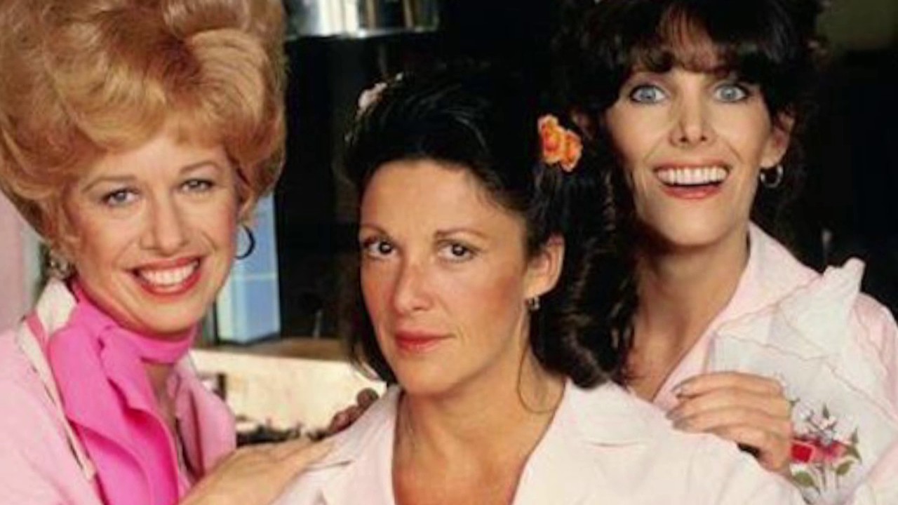 BETH HOWLAND TRIBUTE - YouTube