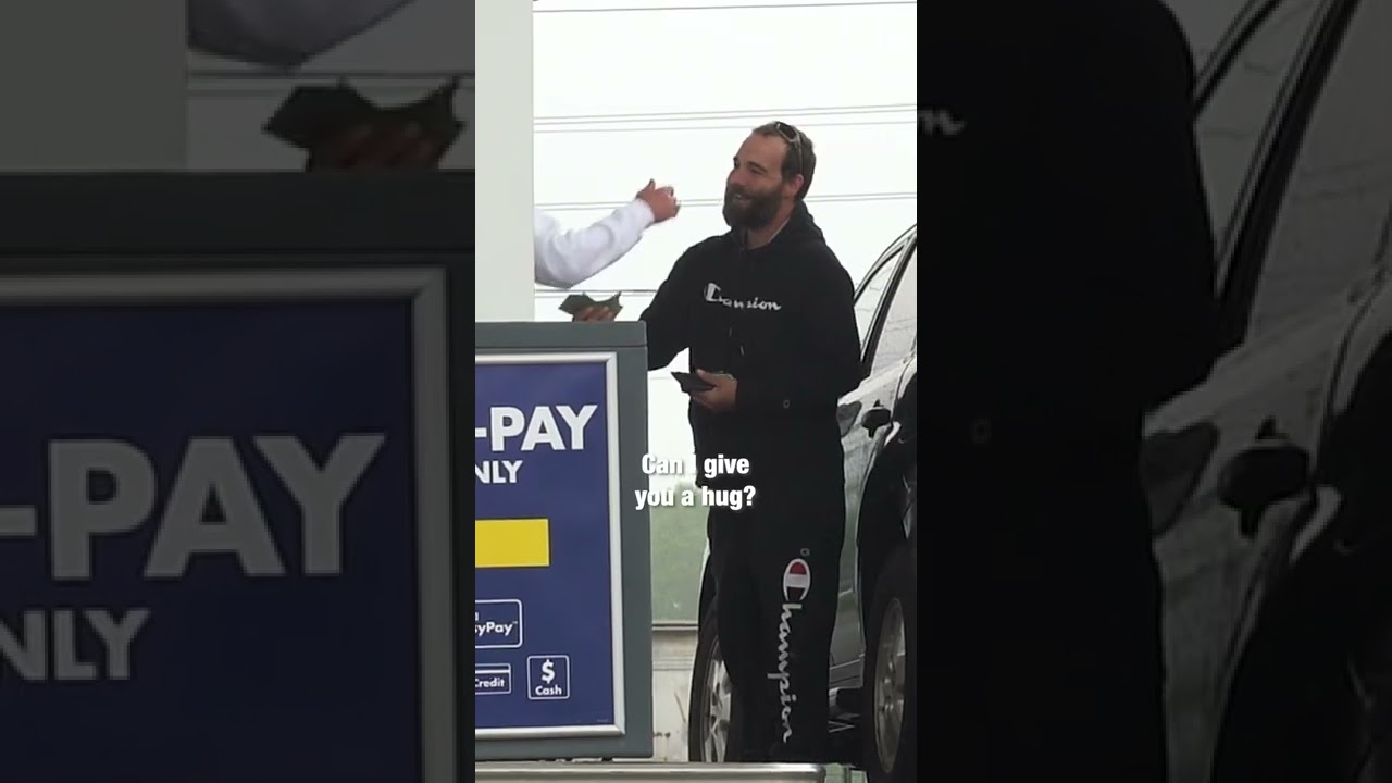 Stranger gives money to stranger and THIS happened 🥺 ️ - YouTube