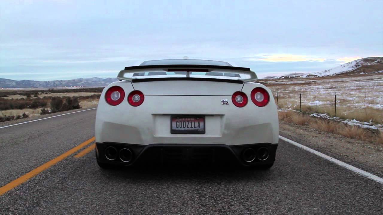 700HP R35 & 800 HP R34 GT-R with Launch HD - YouTube