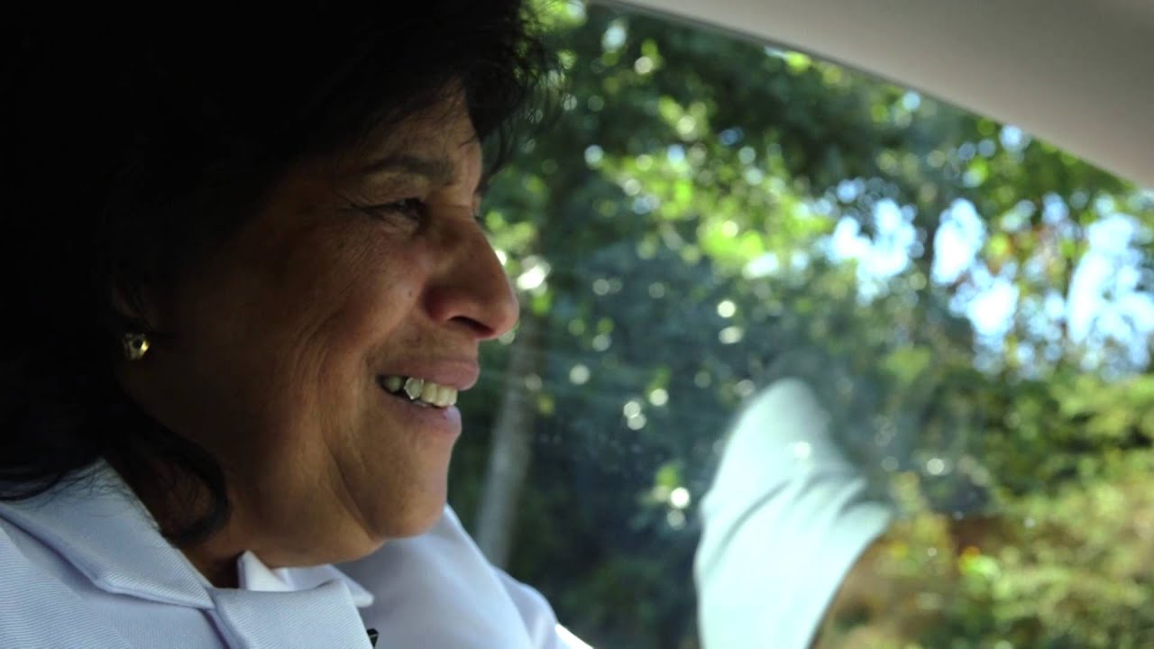 Haydee Hernández, católica - YouTube