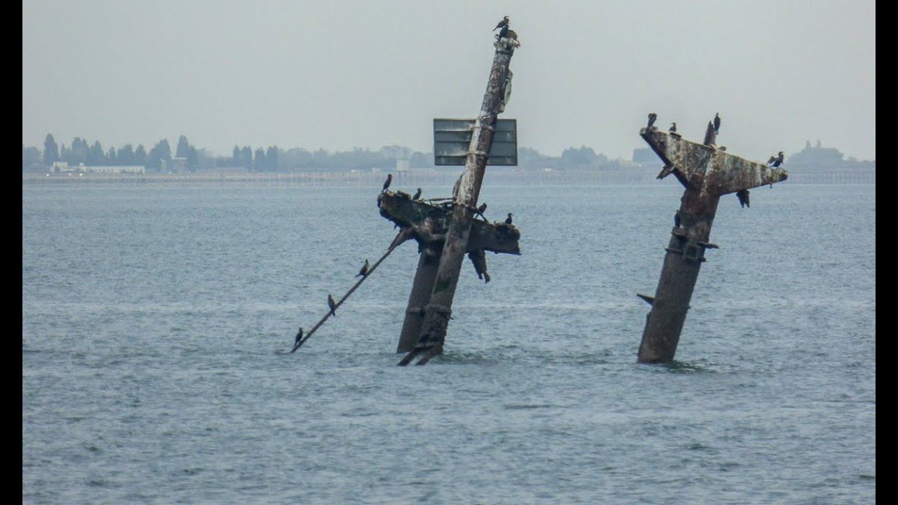 'Doomsday Wreck' Could Explode and Produce a Tsunami, Experts Warn ...