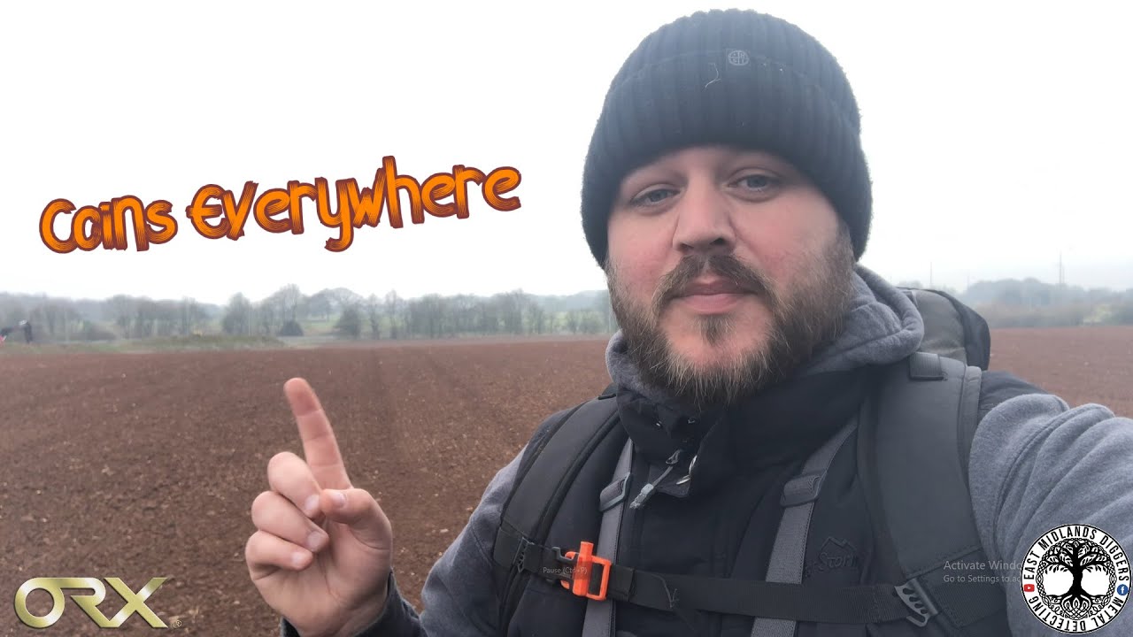 East Midlands Diggers - Real UK Metal Detecting - E3 - YouTube