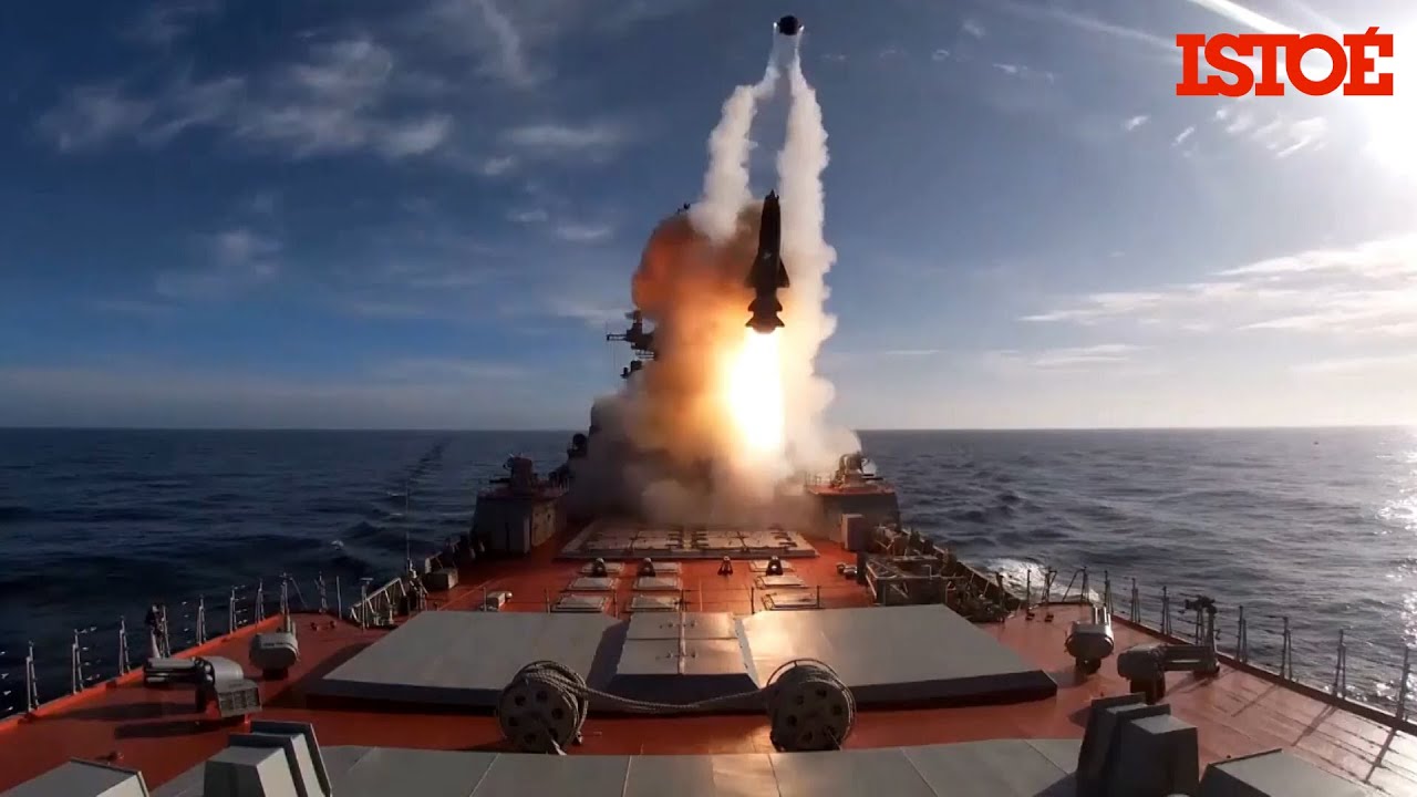 Rússia demonstra seu poder naval em exercício no Oceano Ártico - YouTube