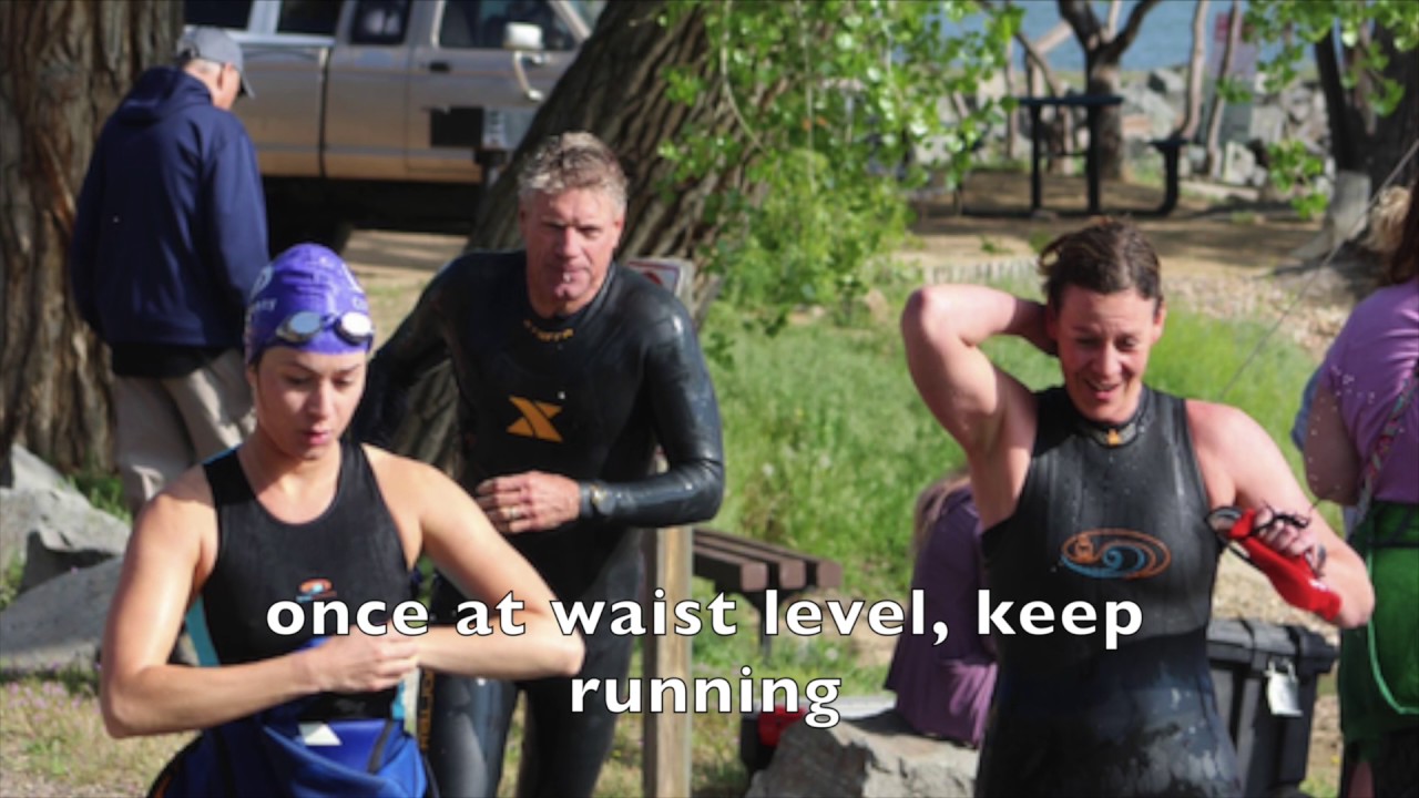 How to take off a triathlon wetsuit the easy way - YouTube