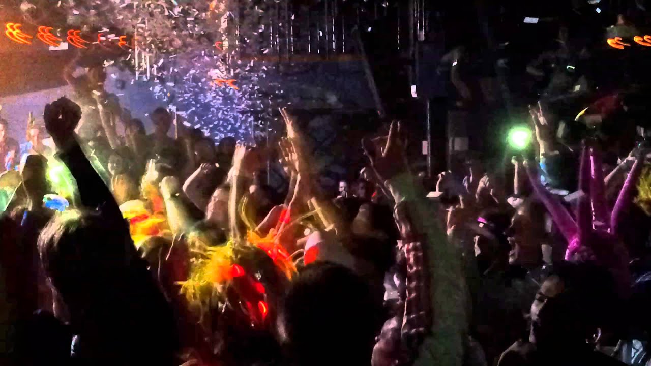 Harlem Shake in Time Out Gemert - YouTube