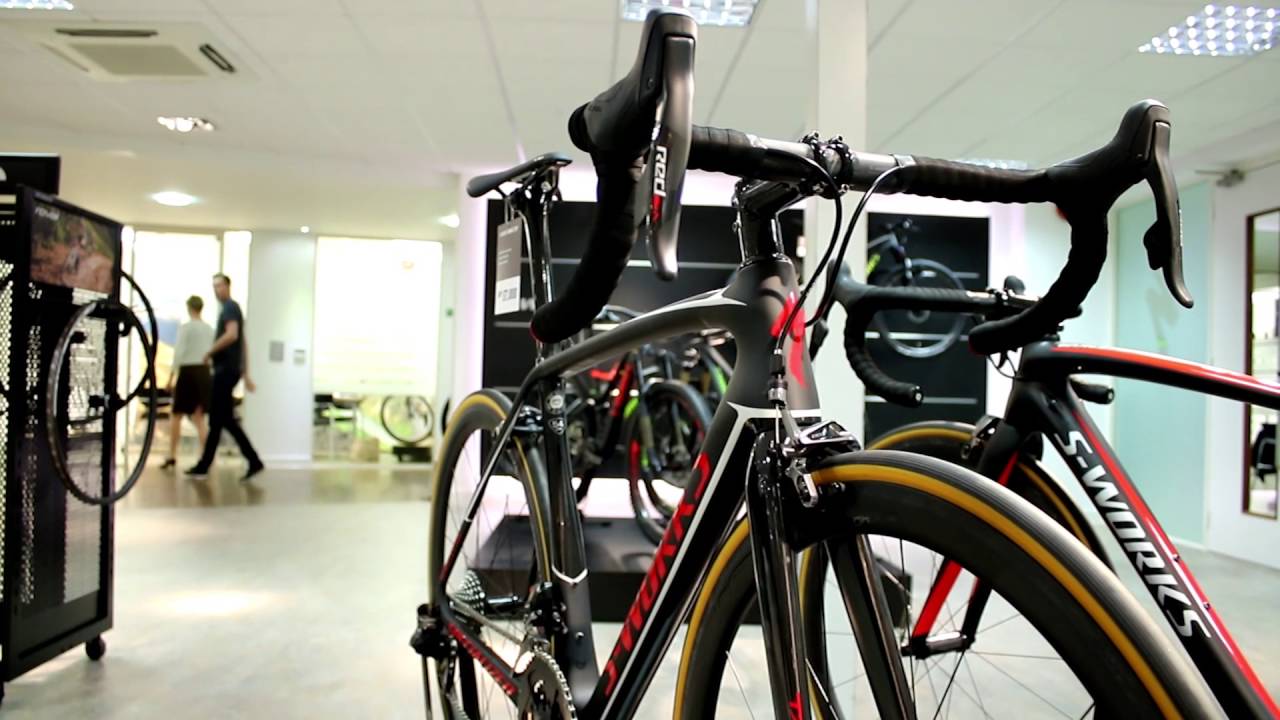 Specialized S-Works Tarmac Sram E tap Road Bike 2017 - YouTube