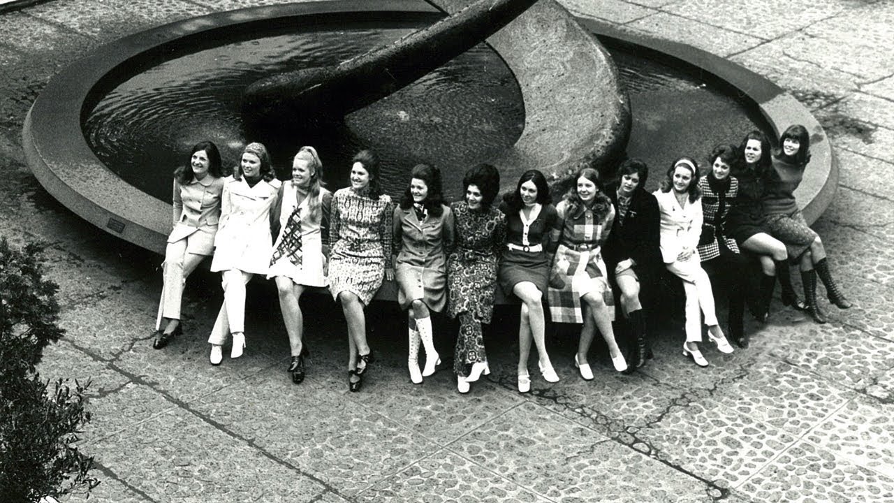 Miss Show Girl 1957-1996 - YouTube