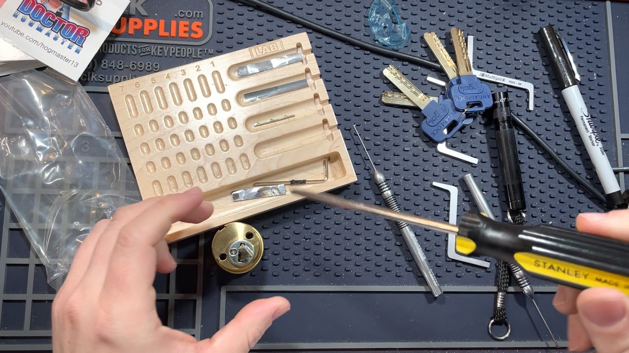 [47] Angal high security lock, pin in pin dimples with serrated drivers ...