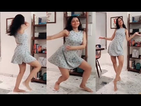 Whatsapp Status Video # 24 Beautiful Girl Dance On Hor Dass Kinni Tareefan Chahidi Ae Tenu at DSS
