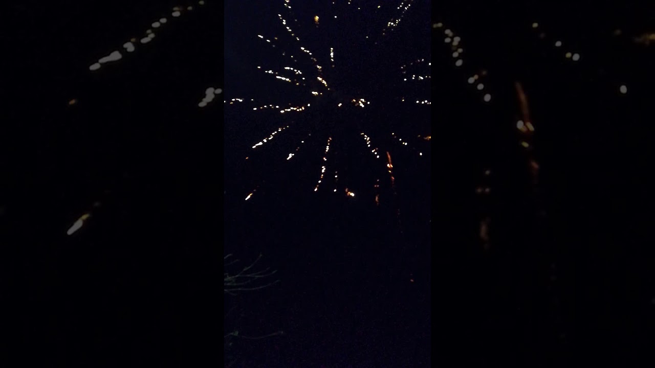 Bermain bunga api - YouTube