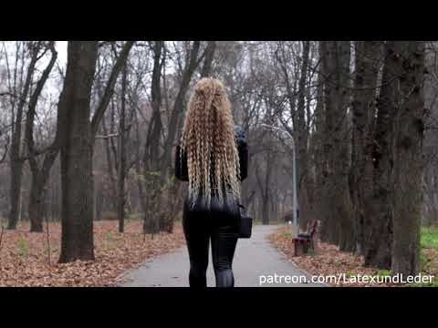 Trägt Lederleggings - mr.wolf_kiev
