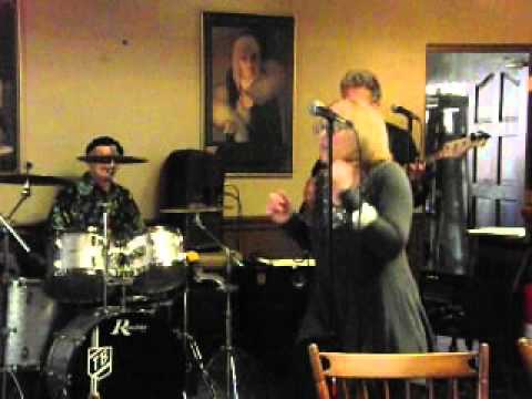 The Rhythm Aces-''1 Way Out''--feat. Shari Richards--(4/7/12) - YouTube