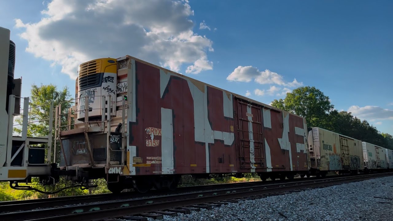 CSX 3239 Leads Long CSX M410-29 NB Manifest Train Florence SC - YouTube