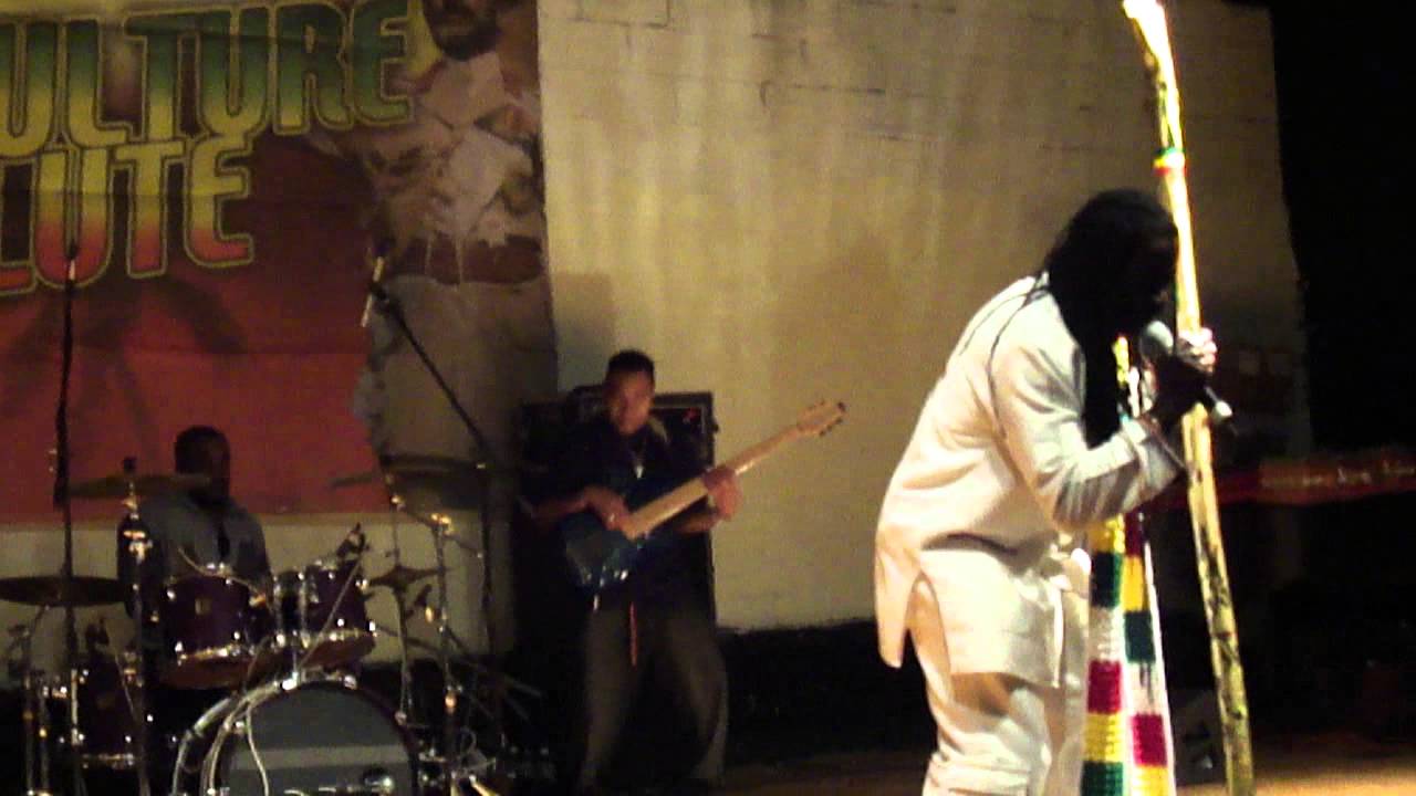 Everton Blender - Piece of the Blender Live CPR Reggae Culture Salute ...
