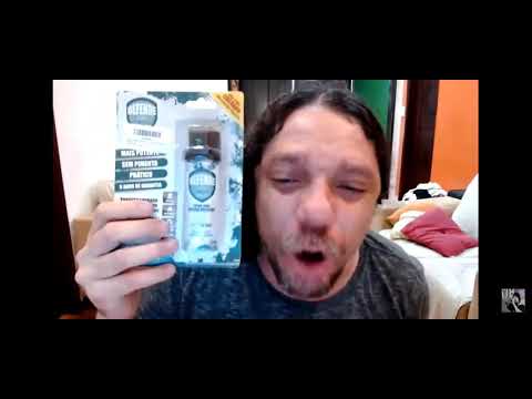 Bluezao ganha spray de pimenta e desafia indio maluco, de bônus da Rage no seu público kkk