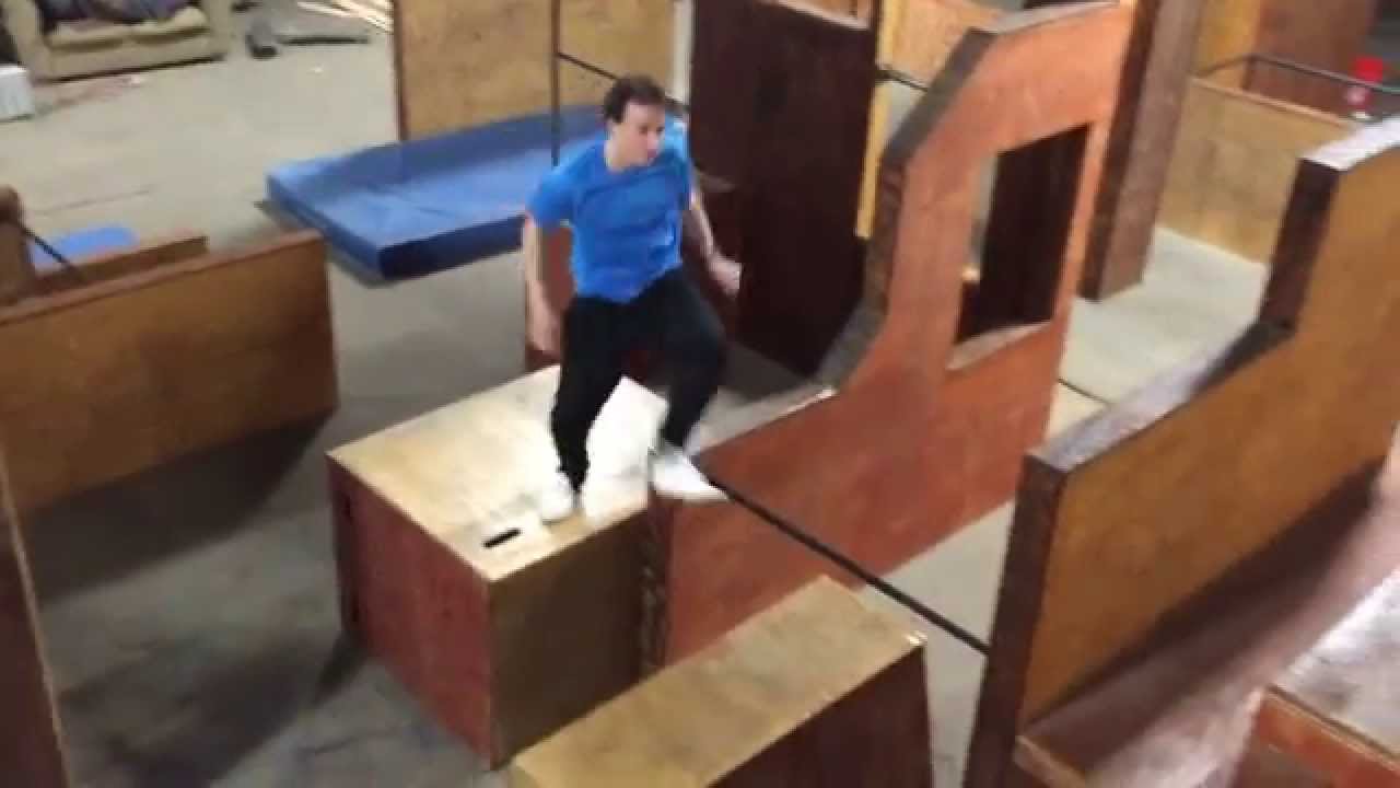 Quick Simple Parkour - YouTube