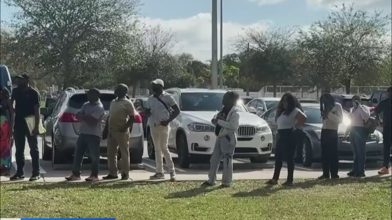 Hundreds of Haitian TPS holders line up in North Miami for driver’s ...