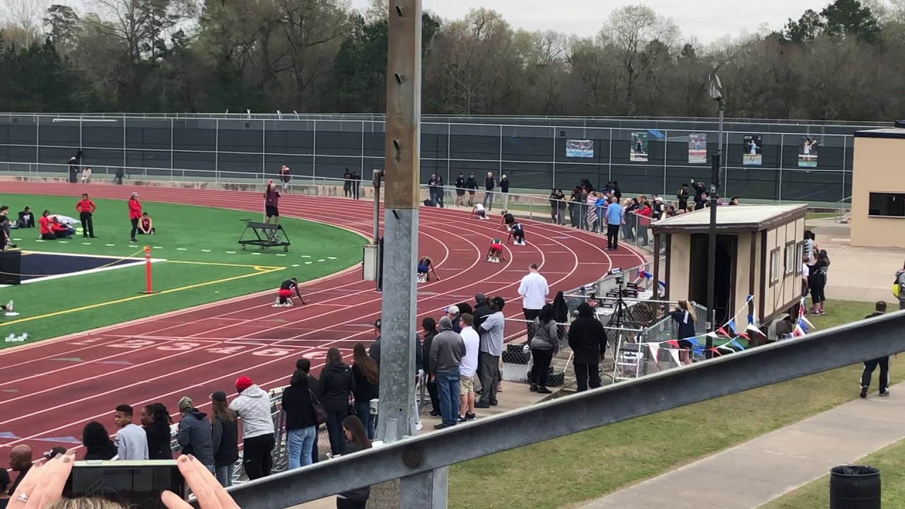 College Park 4by1 48.80 Kingwood Zoe Simpson Invitational 2/16/19 - YouTube