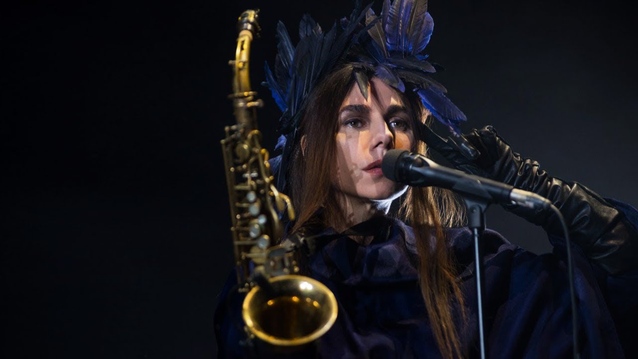 PJ Harvey Live Tour - The Hope Six Demolition Project - YouTube