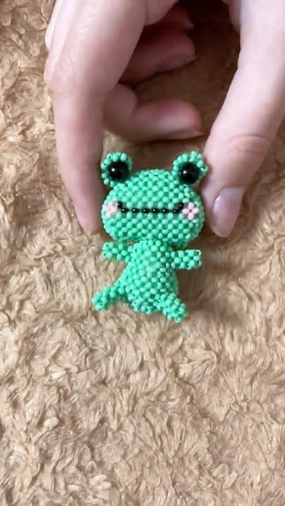 Амігурумі з бісеру Жабка Juli Iriska бісер амігурумі Amigurumi Youtube