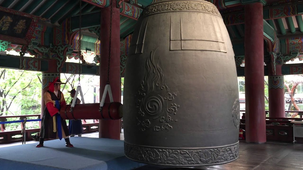Bosingak Bell Ringing Ceremony - YouTube