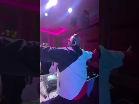 DJ GUN (GUNJAN SHARMA) | DJ BASED BAND - YouTube