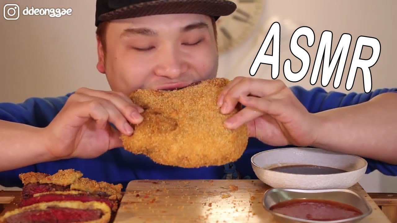 ASMR Super large Kyukatsu(Japanese beef pork cutlet) a lively food ...