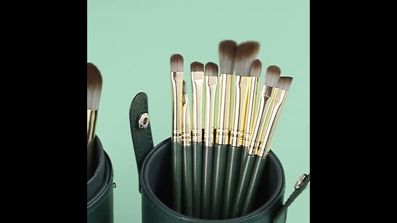 Luxurious 14pc Makeup Brush Set | Plush, Green Professional Brushes for Full Face & Eye ...