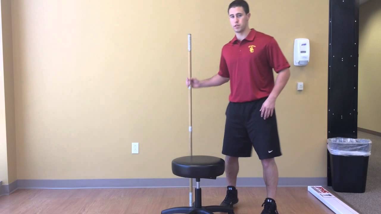 Hip rotation mobility on a stool - YouTube