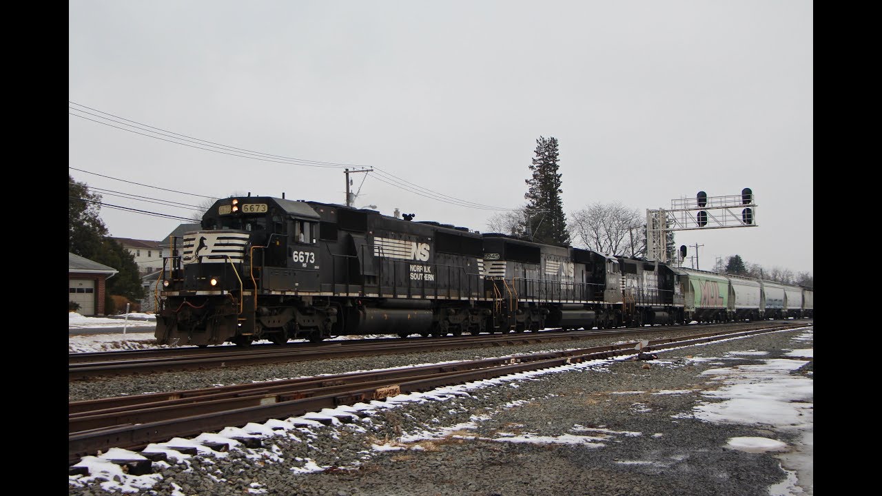 CREX, CN, and An SD60 at CP Alburtis 2-1-18 - YouTube