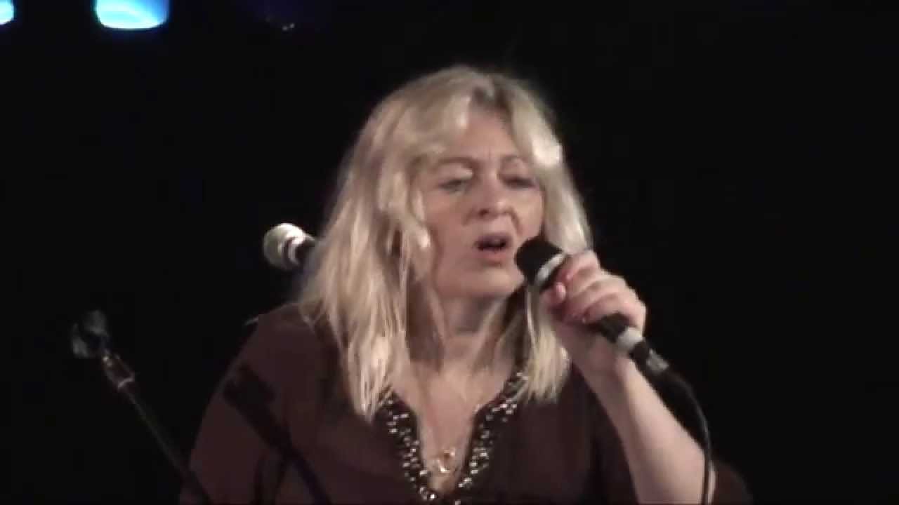 Sally Barker performs Walk On By at The Musician Leicester - YouTube