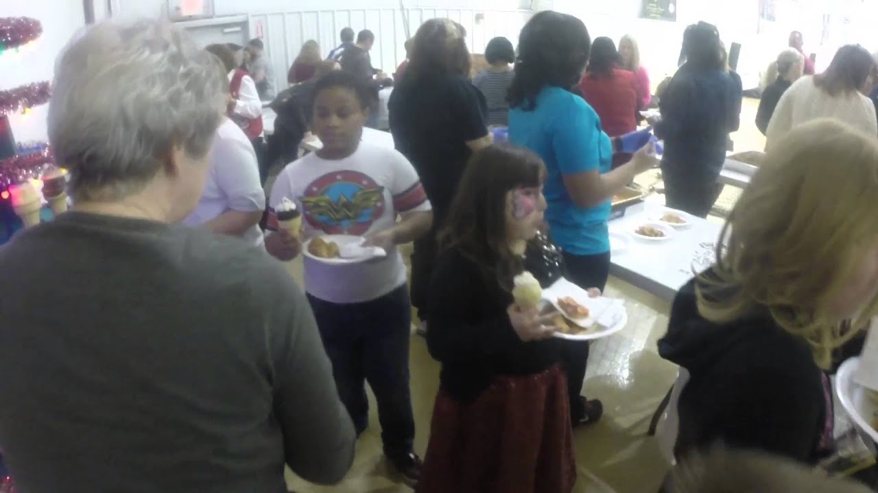 UAW Local 862 Christmas event 2015 - YouTube