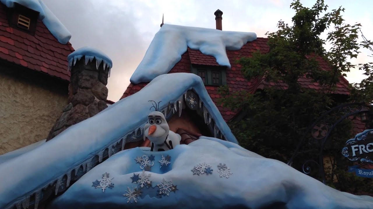 Olaf Thinking at Fantasyland in Disneyland - YouTube