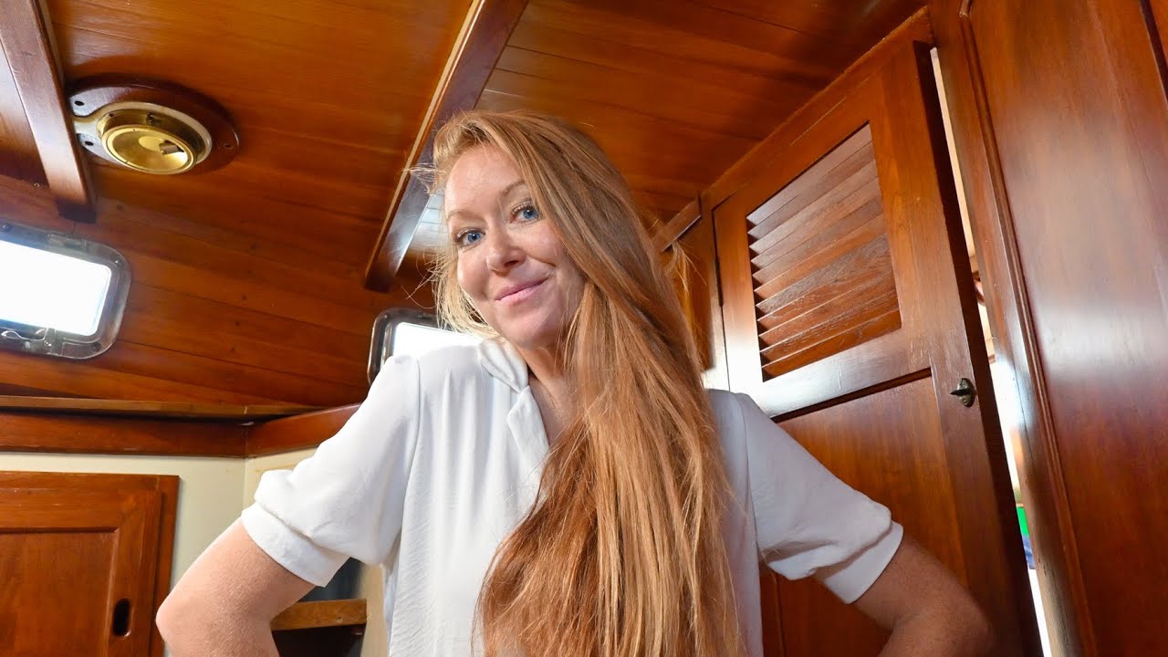 The Classic 1979 DOWNEASTER 38 Sailboat Tour with Siren | Down East ...